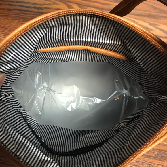 Deluxity | Bags | Deluxity Crossbody Bag | Poshmark